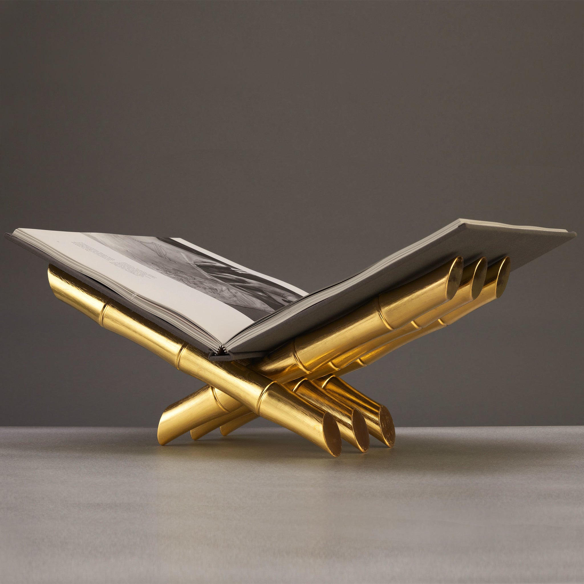 BOOK STANDS & LOUPES – AROWONEN